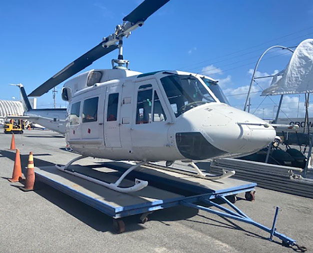 bell212_76-ap2 - TheRotorHub.com