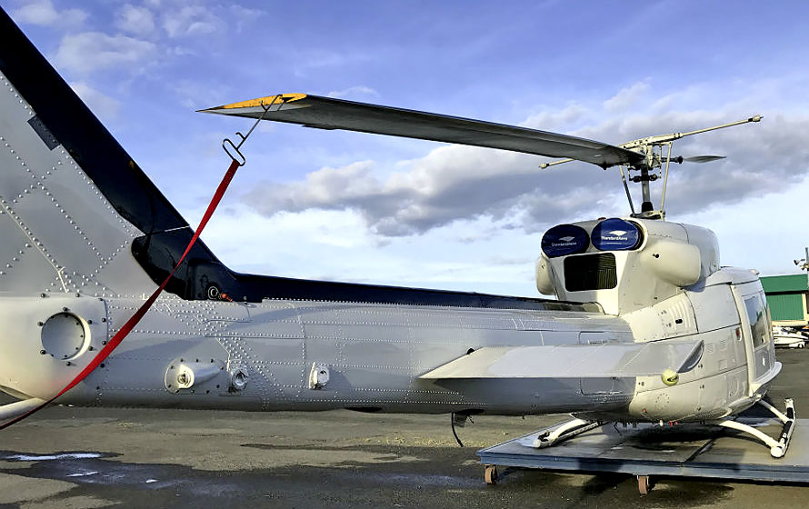 bell212_76-ap4 - TheRotorHub.com