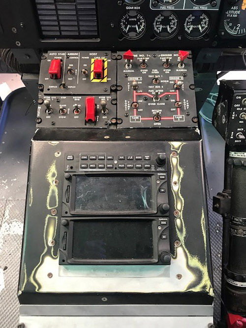 bell212red11 - TheRotorHub.com